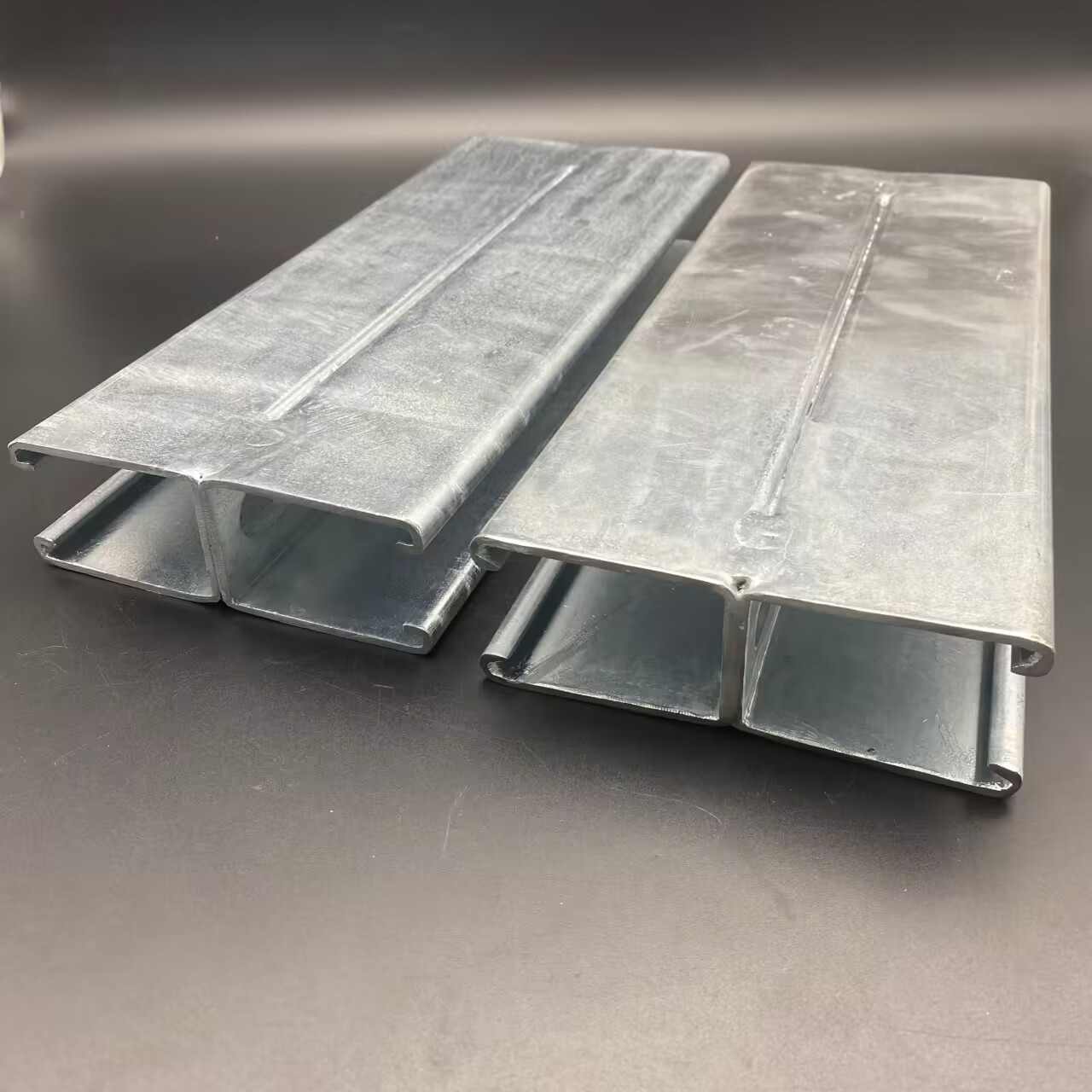High Strength C Profile 41x123mm 6m Slotted Plain Double Strut Channel
