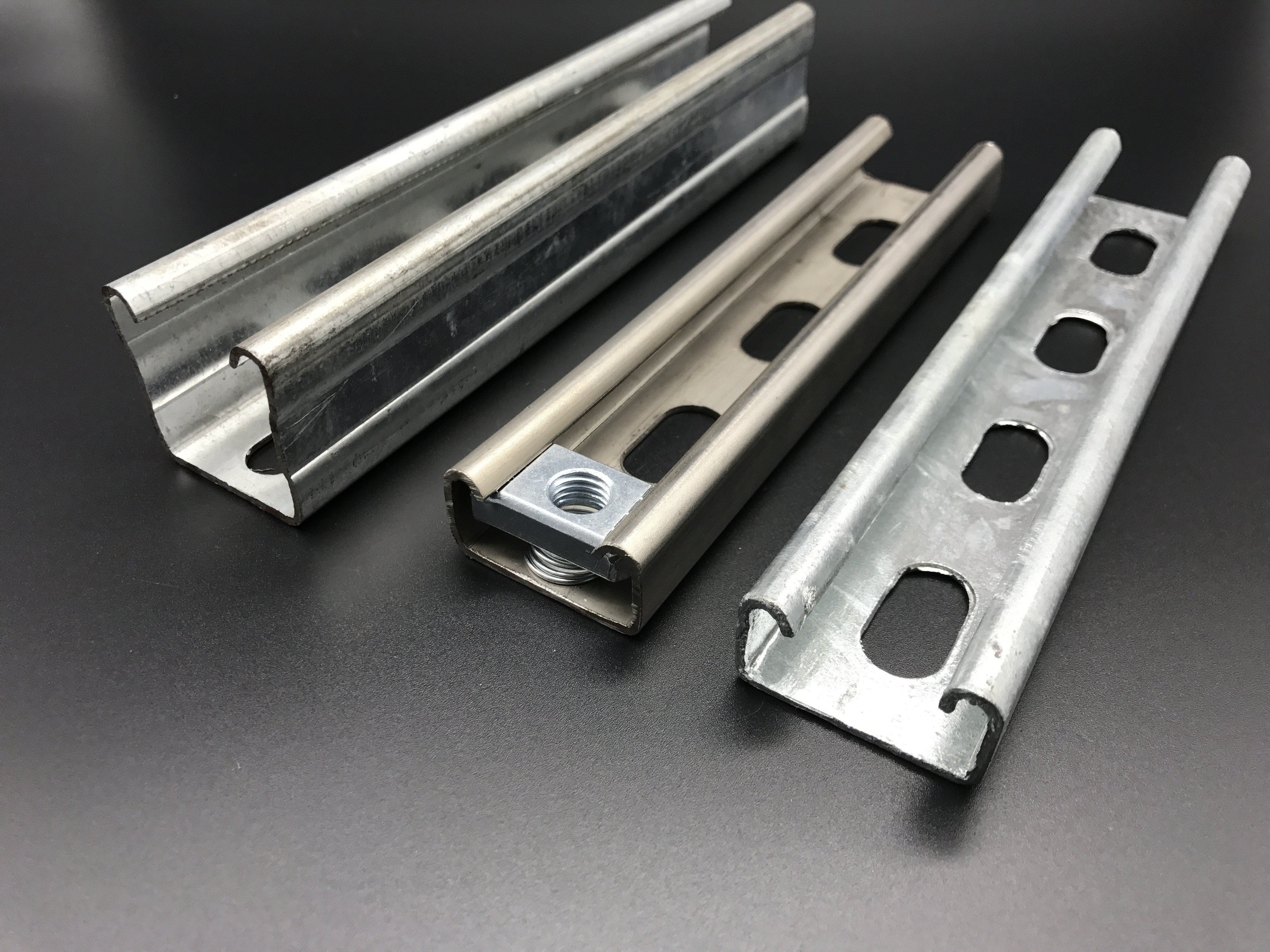 304 Stainless Steel C Profile Channel 3m 6m Unistrut Channel