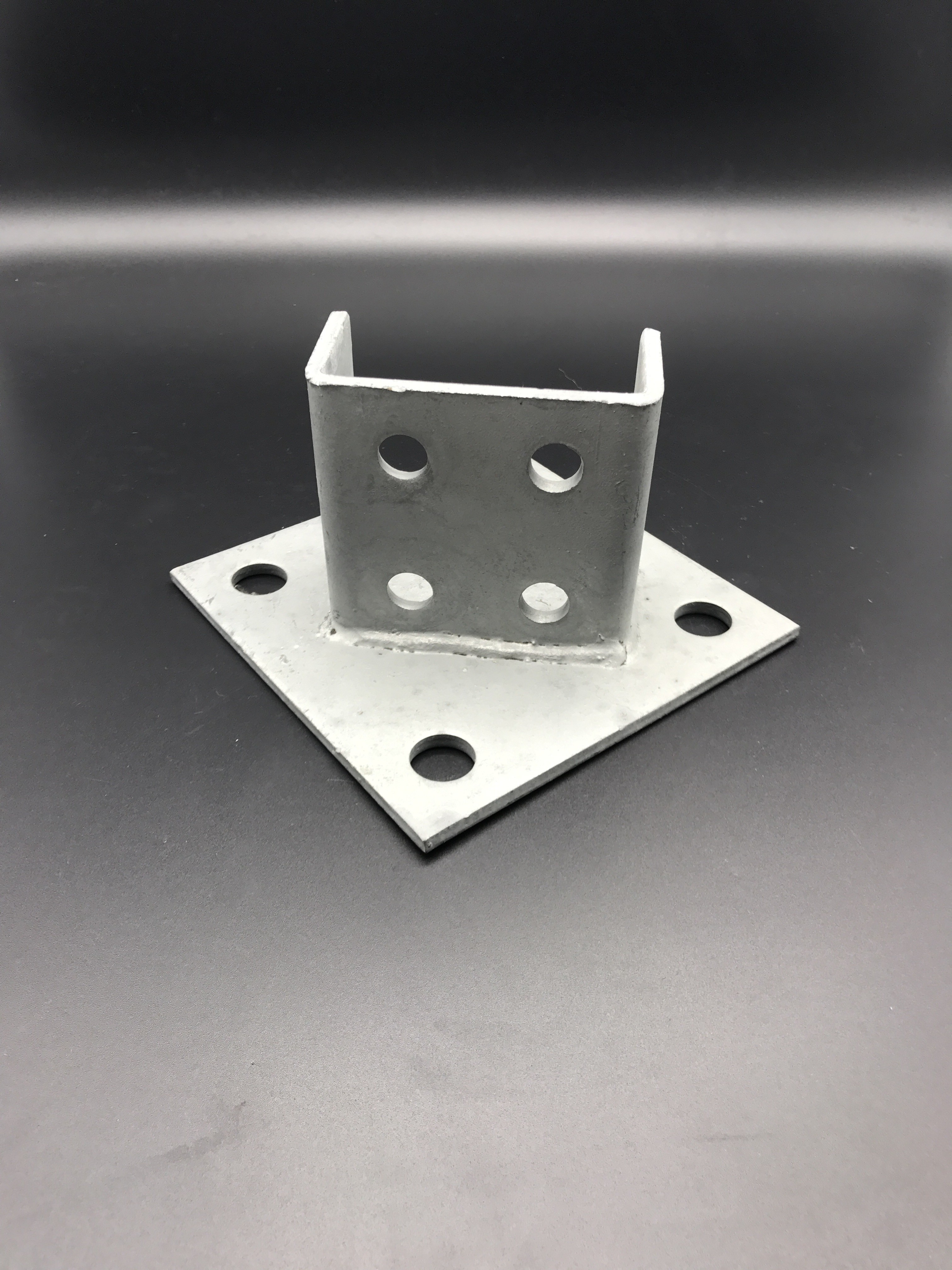 Hot Selling Galvanized Metal Unistrut Post Base