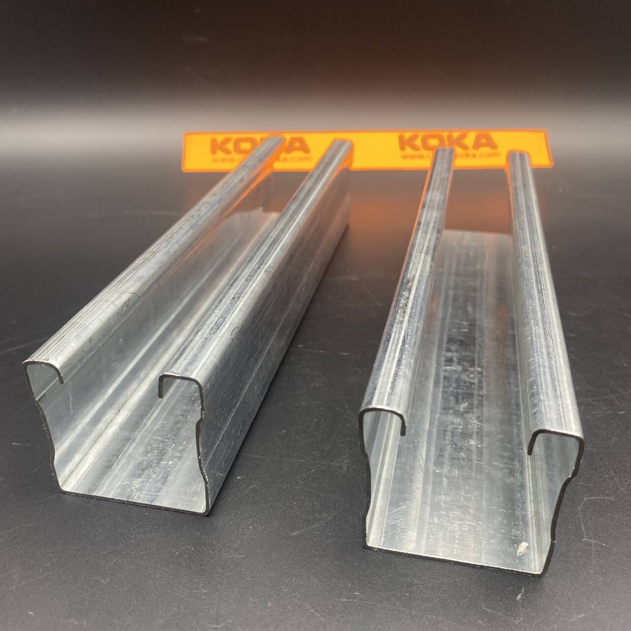 High Strength Electrical Zinc 41x41 Reinforcement Plain Unistrut Channel