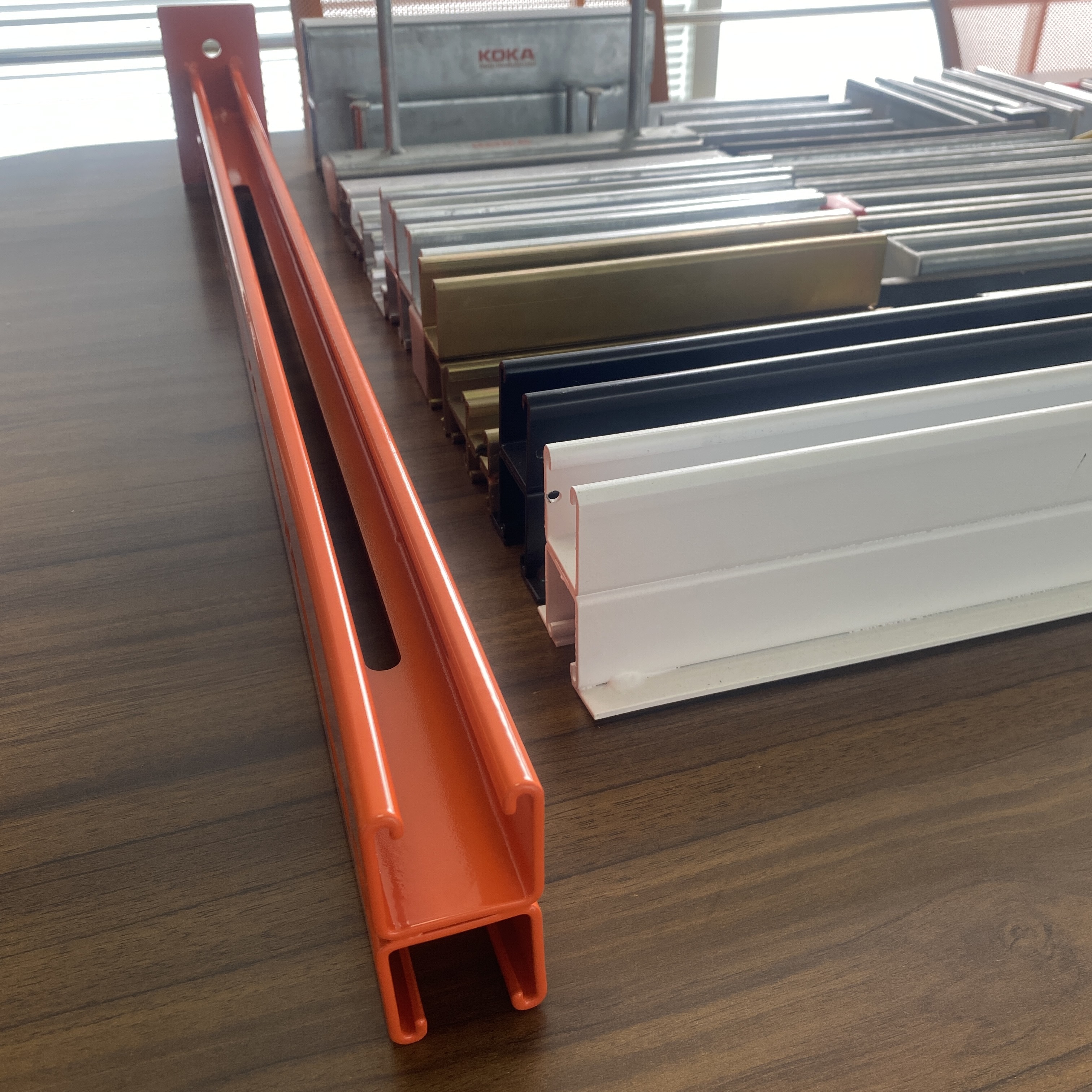 Custom Size Perforated Metal Steel Powder Coated Unistrut Tray Support