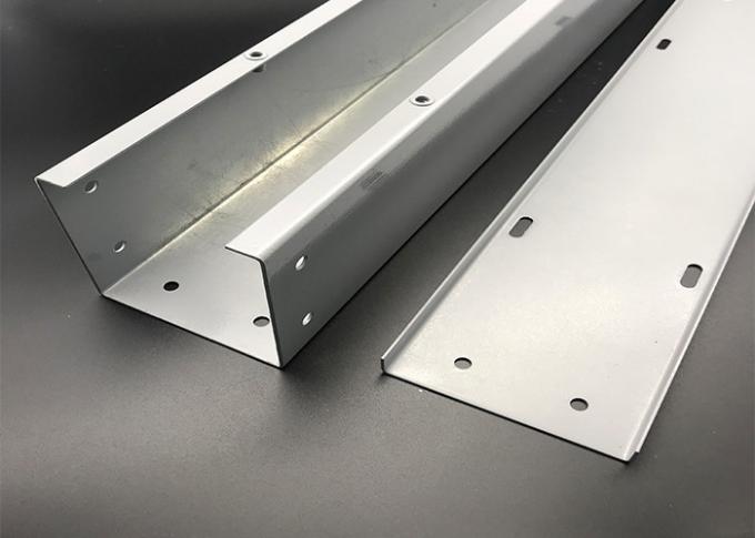 HDG Powder Coated Cable Trunking EG Galvanised Steel Trunking SS304